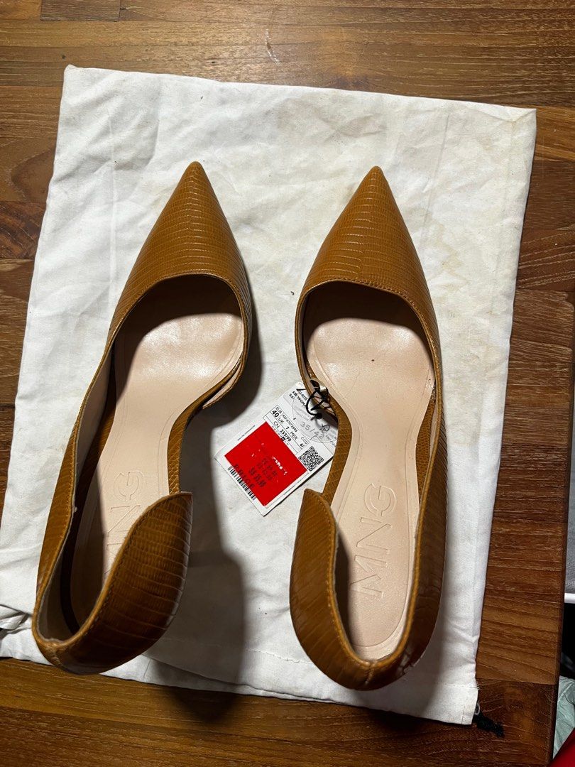 MANGO heels, Women's Fashion, Footwear, Heels on Carousell