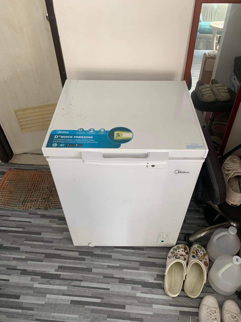 Midea Freezer 5.5 cubic, TV & Home Appliances, Kitchen Appliances ...
