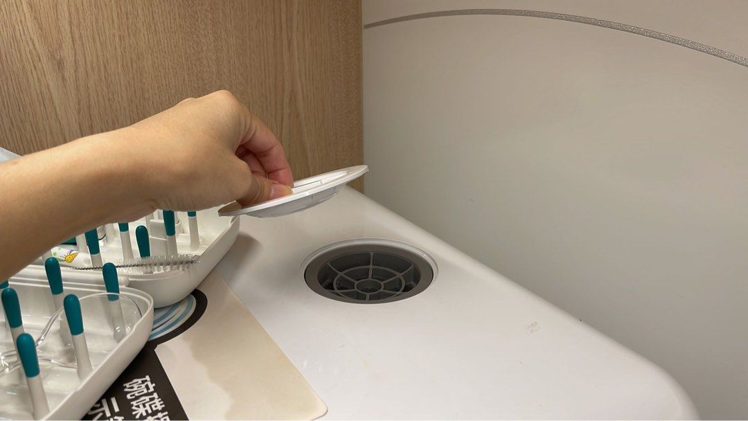 Midea table top dishwasher with water tank, TV & Home Appliances ...