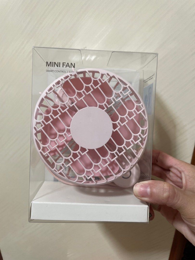 Minisoo daiso Japan handheld fan, Furniture & Home Living, Lighting ...