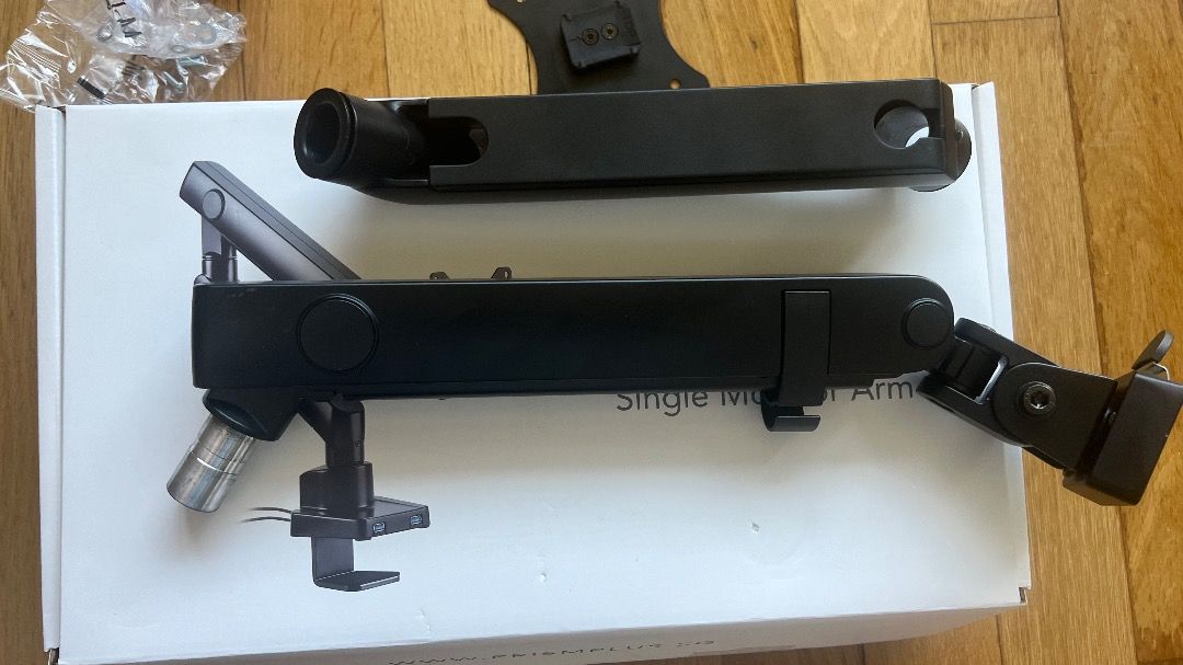 Monitor Arm - Prism Arc Stealth with box like new, Computers & Tech ...