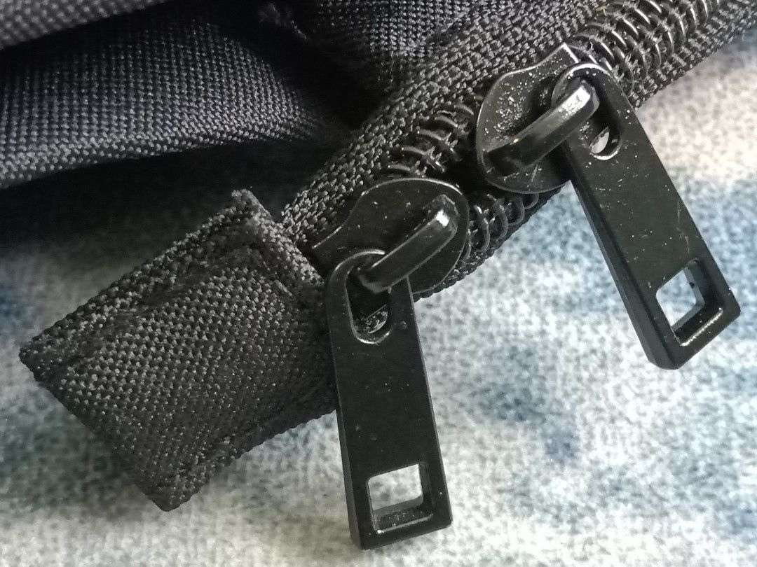 MOZ MADE IN SWEDEN 2 WAYS BACKPACK CONVERTIBLE TO TOTE BAG SWEDISH ...