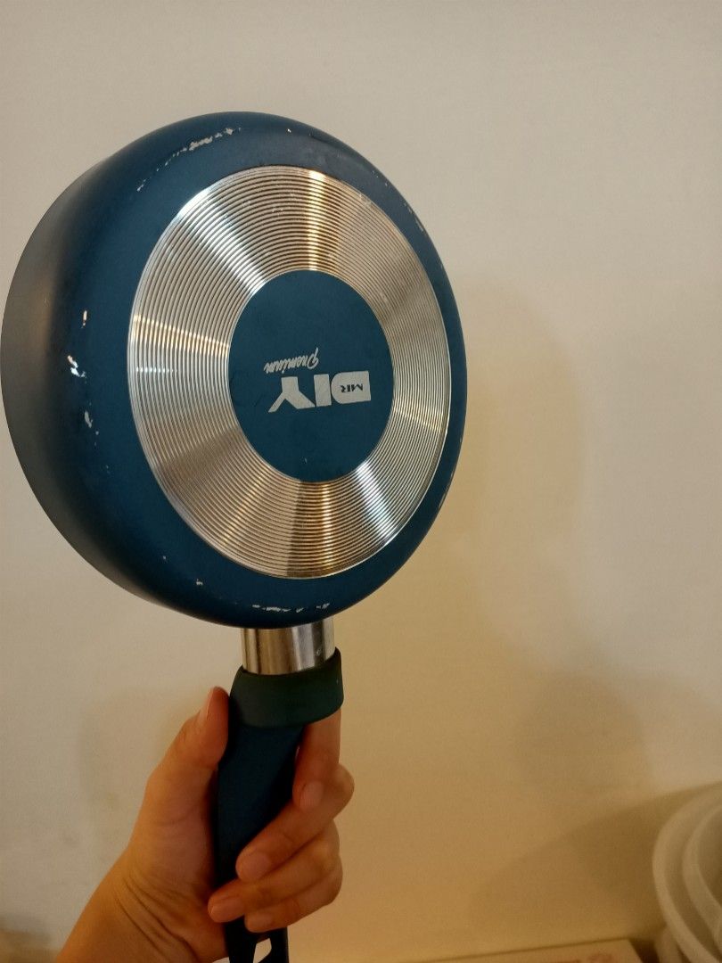 Mr DIY wok pan 16cm, Everything Else on Carousell