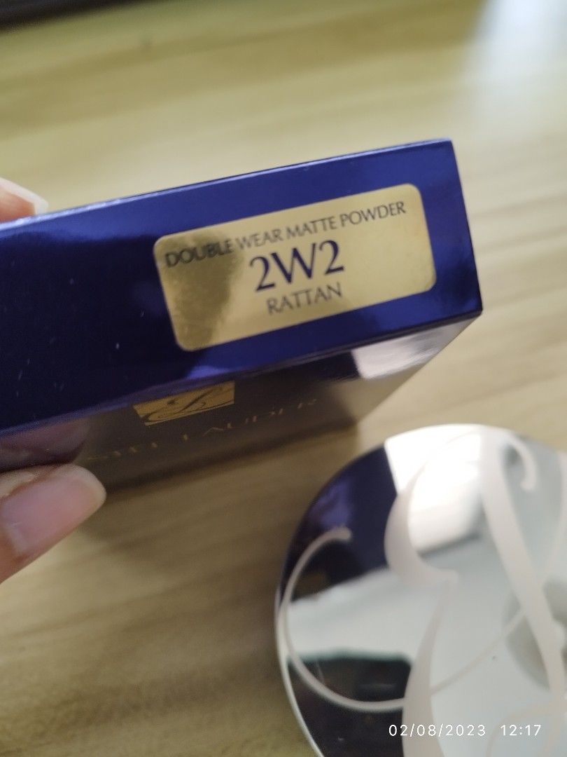 Original Estee Lauder powder compact 2W2 Rattan, Beauty & Personal Care ...
