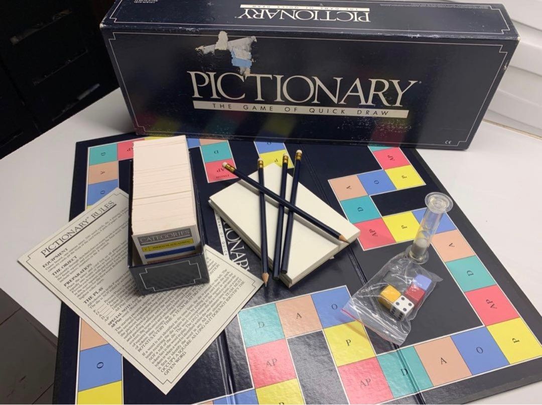 PICTIONARY - THE GAME OF QUICK DRAW, Hobbies & Toys, Memorabilia ...