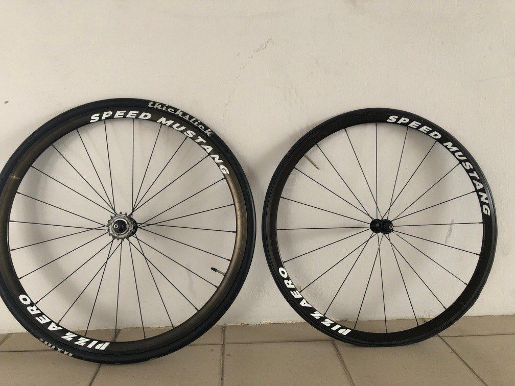 pizz speed mustang wheelset ws, Sports Equipment, Bicycles & Parts ...