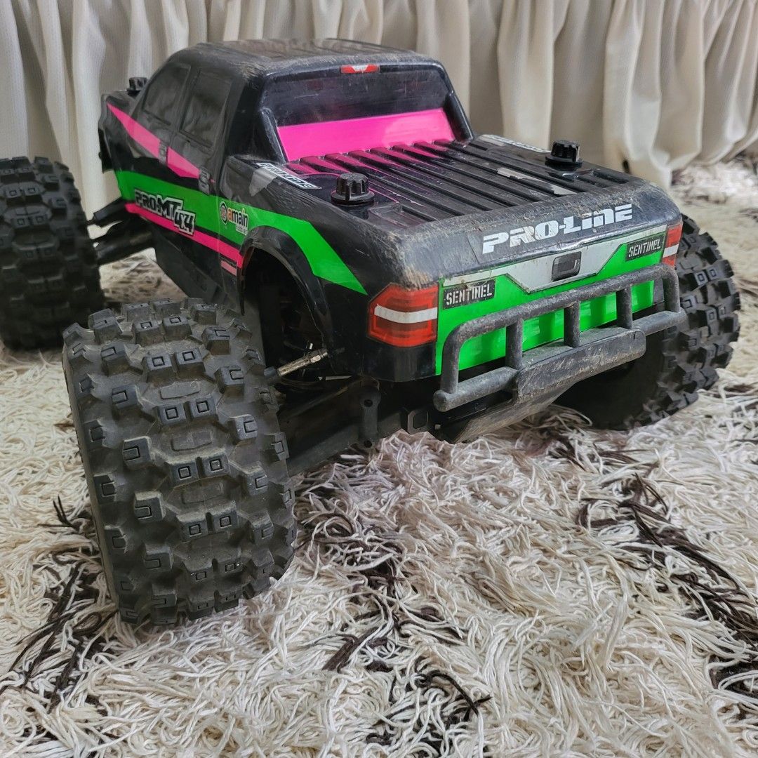 RC Proline ProMt MT 4X4 Monster Truck Ready to Run RTR, Hobbies & Toys ...