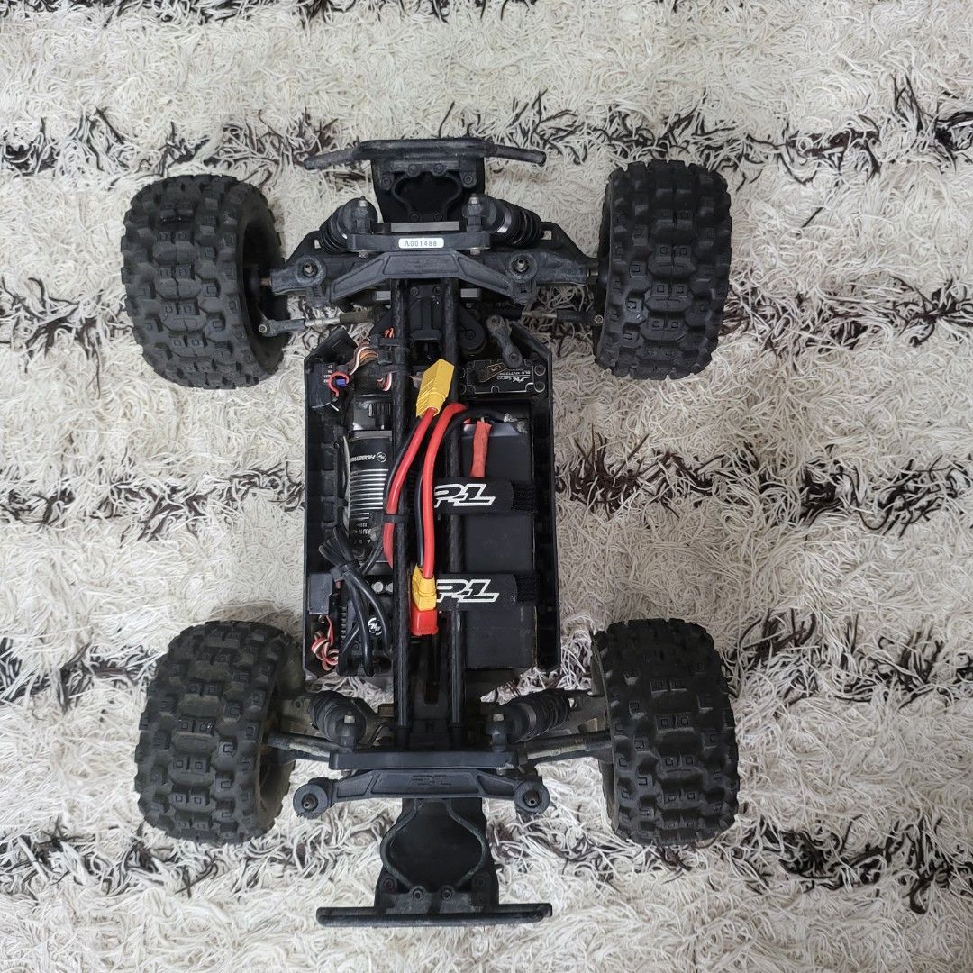 RC Proline ProMt MT 4X4 Monster Truck Ready to Run RTR, Hobbies & Toys ...