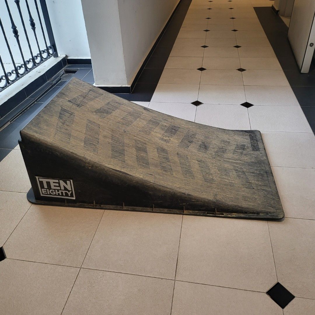 RC Ten Eighty Ramp High Speed Slope Jumper Basher Platform Clearance ...