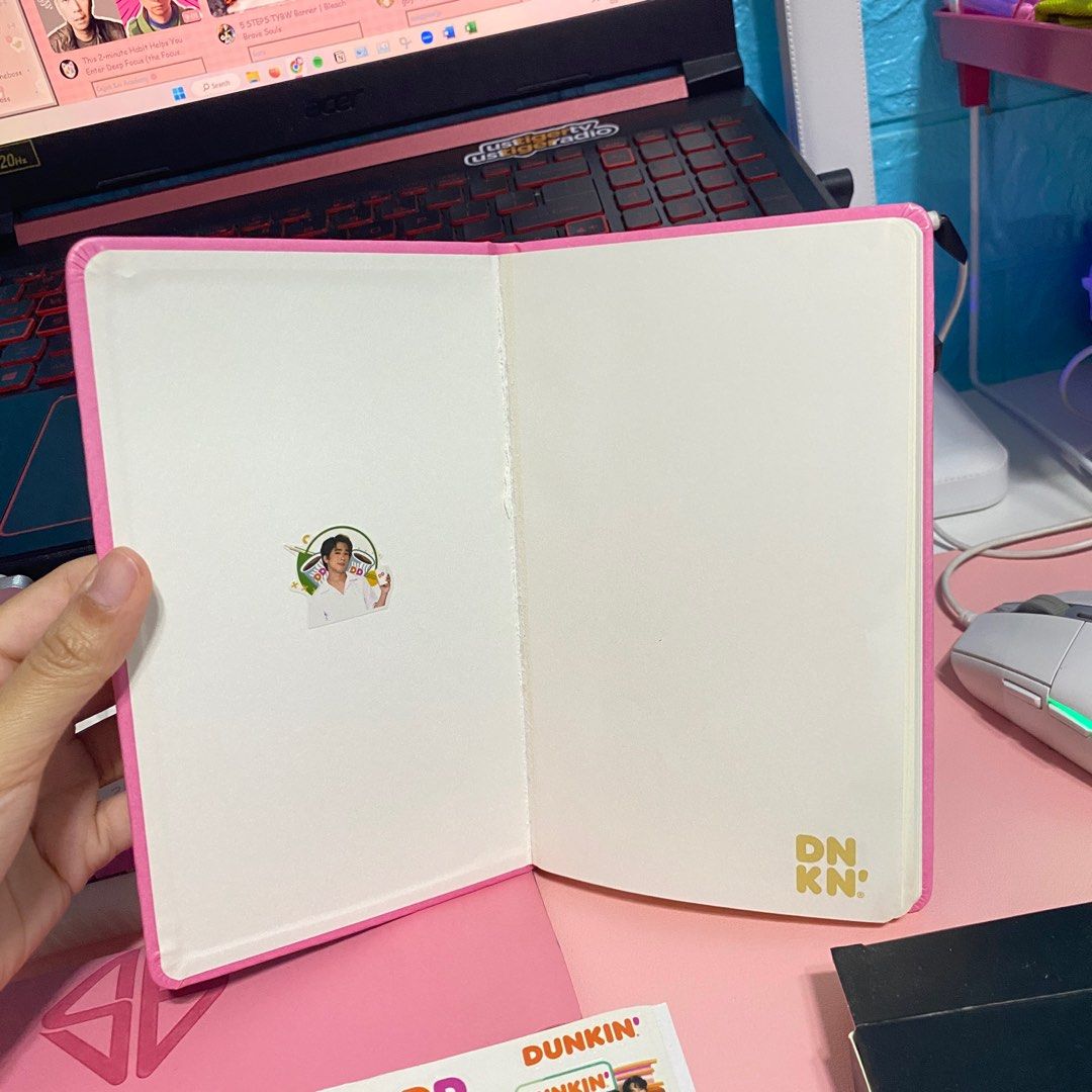 SB19 DUNKIN DONUT NOTEBOOK SET PINK (COMPLETE INCLUSIONS), Hobbies ...