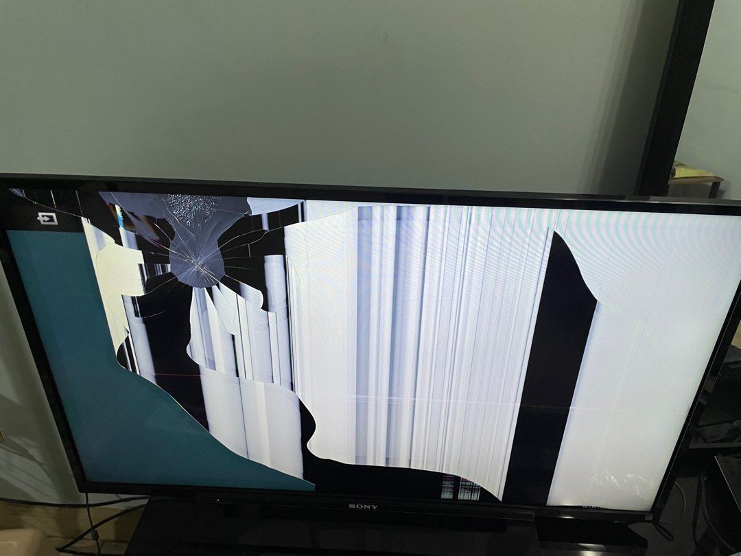 Sony tv broken led, TV & Home Appliances, TV & Entertainment, TV on ...