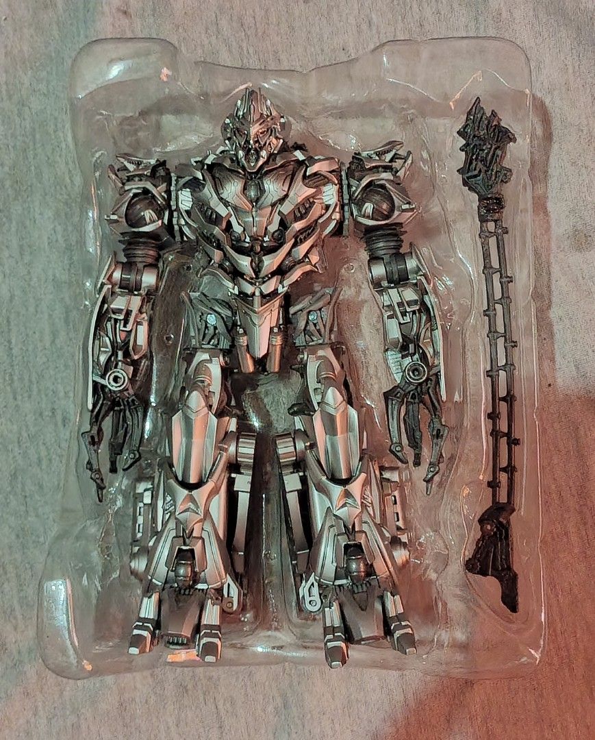 SS54 MEGATRON VOYAGER CLASS WITH DK-35 UPGRADE KITS!!!, Hobbies & Toys ...