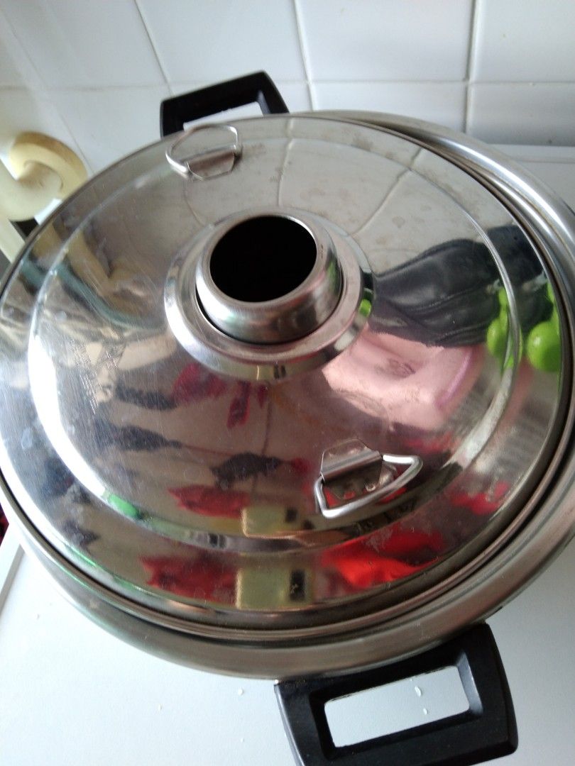 Stainless steel steamboat pot, Furniture & Home Living, Kitchenware ...