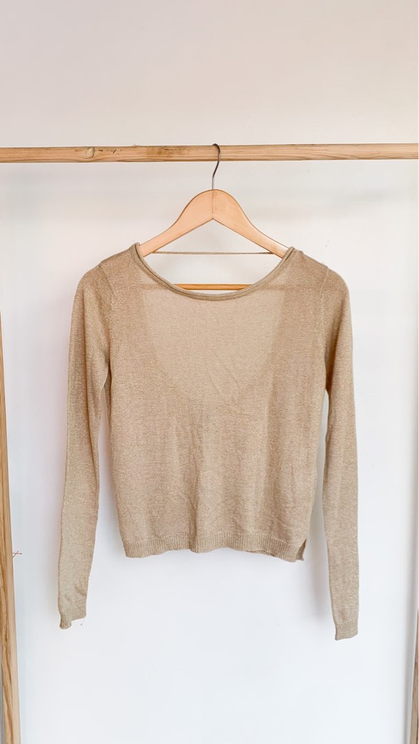 Stradivarius low back top, Women's Fashion, Tops, Longsleeves on Carousell