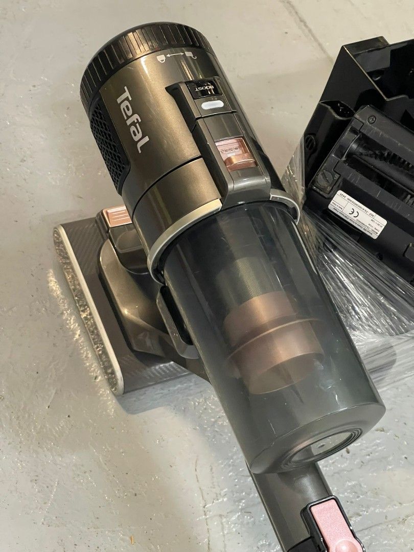 Tefal Air Force 360 Light Handstick TY5516 Condition 8/10 $150Tefal Air ...