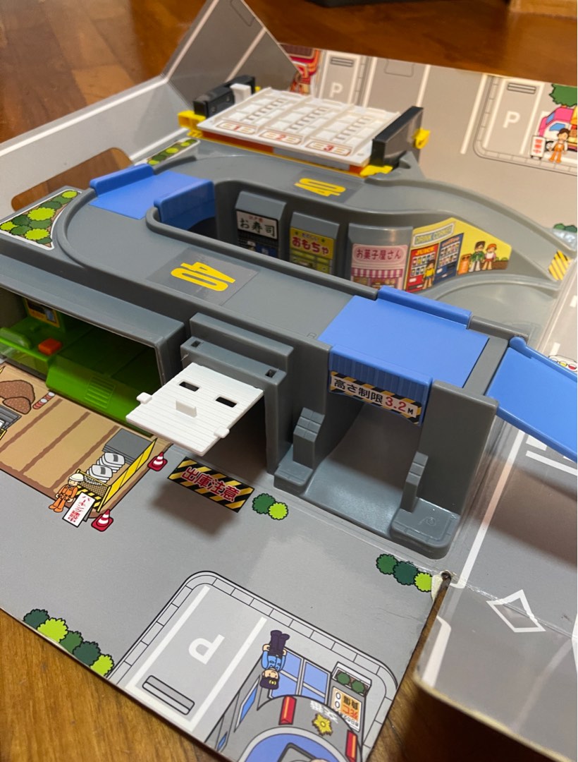 Tomica car game toy box , Hobbies & Toys, Toys & Games on Carousell