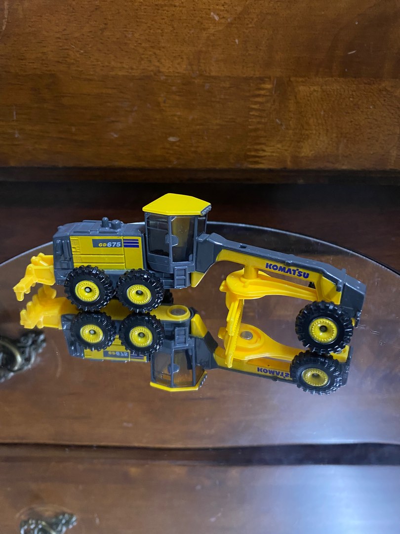 Tomica Long 140 Komatsu Motor Grader, Hobbies & Toys, Toys & Games on ...