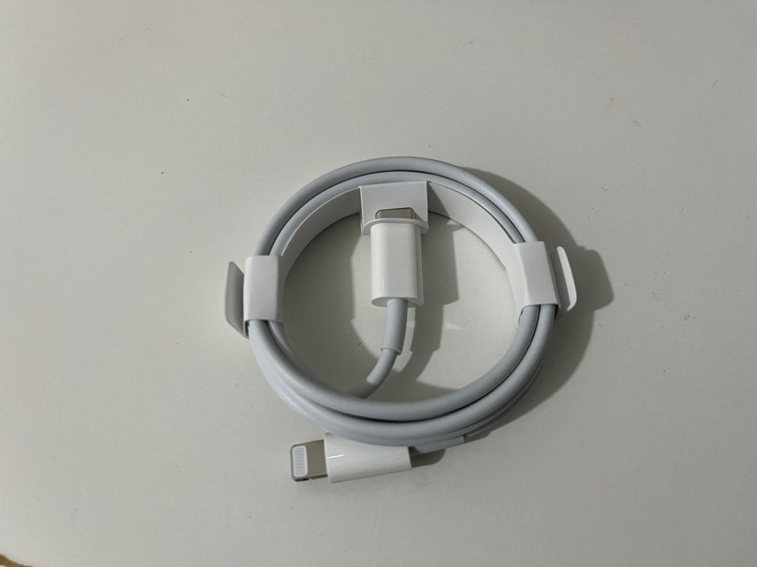 Type C to Lightning cable (iPhone cable), Mobile Phones & Gadgets ...