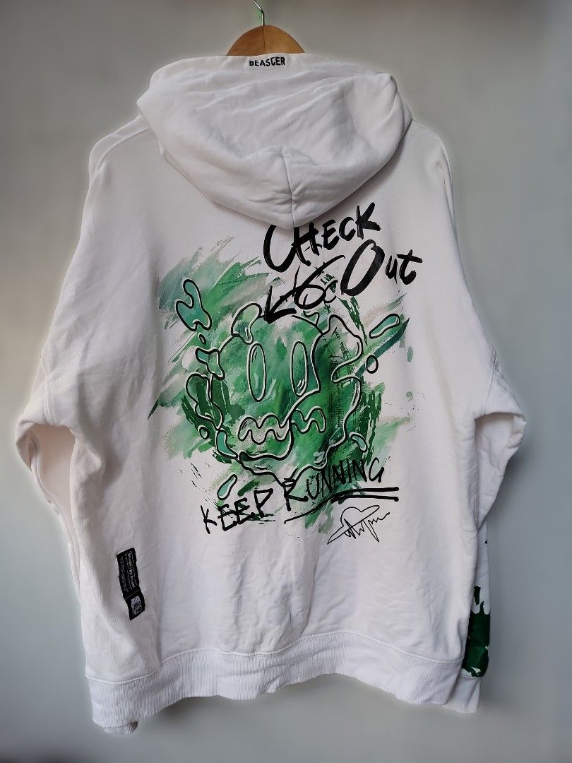 Ukay sourced beaster hoodie, Men's Fashion, Coats, Jackets and ...