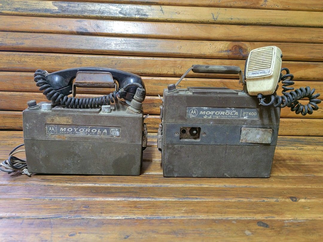 Vintage 1960 Handy Talkie Motorola Radio, Hobbies & Toys, Memorabilia ...
