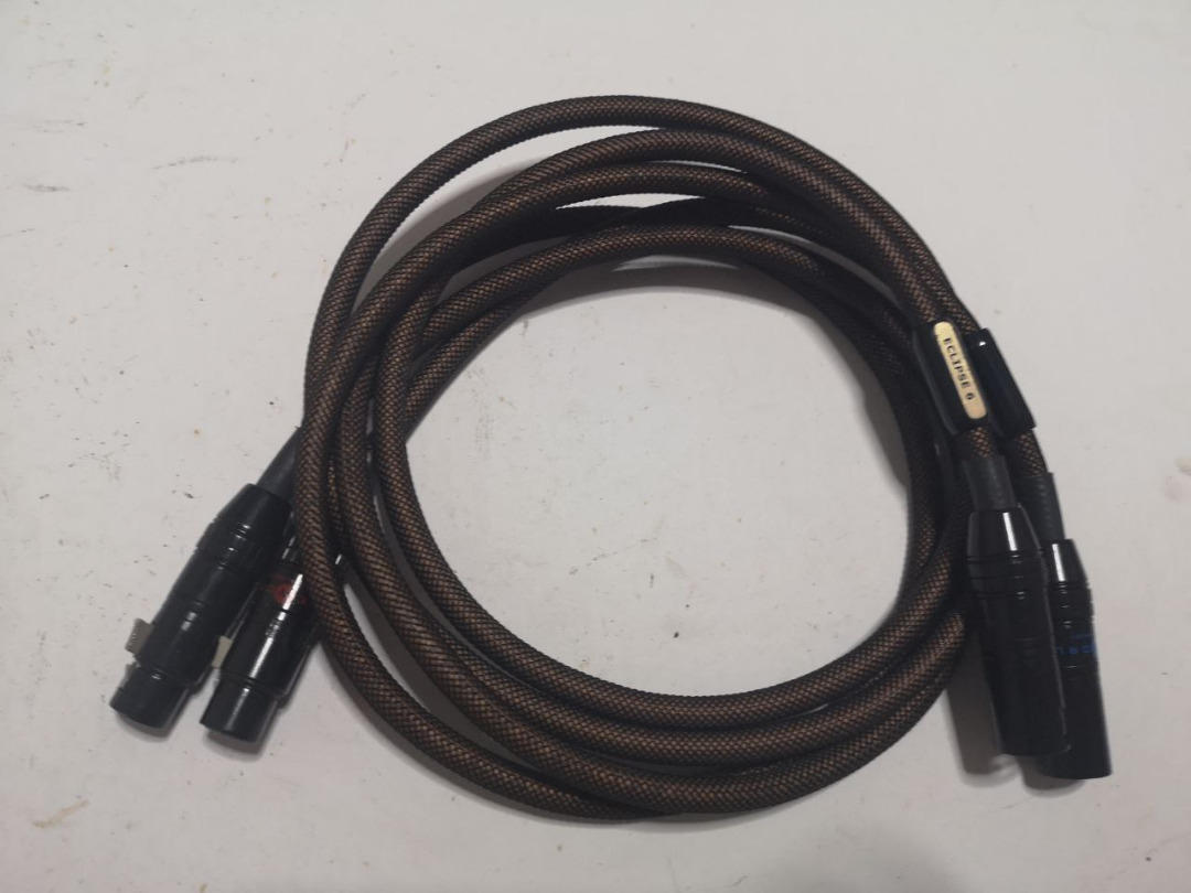 Wireworld Eclipse 6 XLR interconnect 1.5m, Audio, Other Audio Equipment on Carousell
