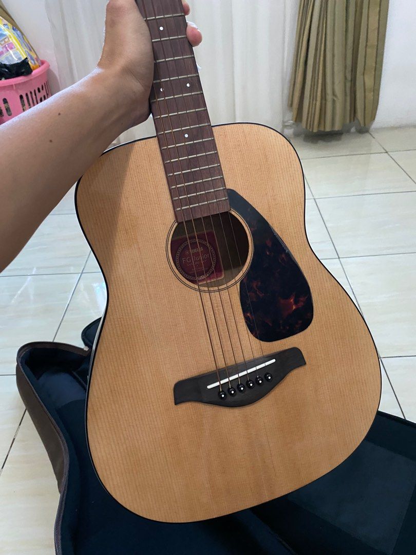 Yamaha Gitar Mini ukuran 3/4 FG Junior JR-2, Musik & Media, Alat di Carousell