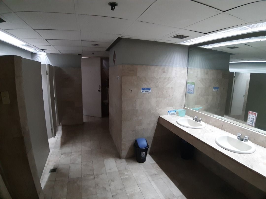 1,229.21 SQM Whole Floor Commercial Office Space For Sale at JMT ...