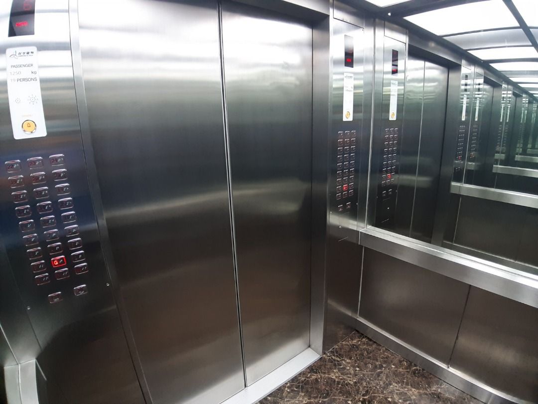 1,229.21 SQM Whole Floor Commercial Office Space For Sale at JMT ...