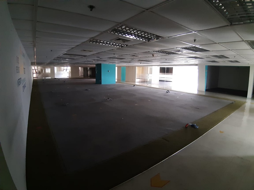 1,229.21 SQM Whole Floor Commercial Office Space For Sale at JMT ...
