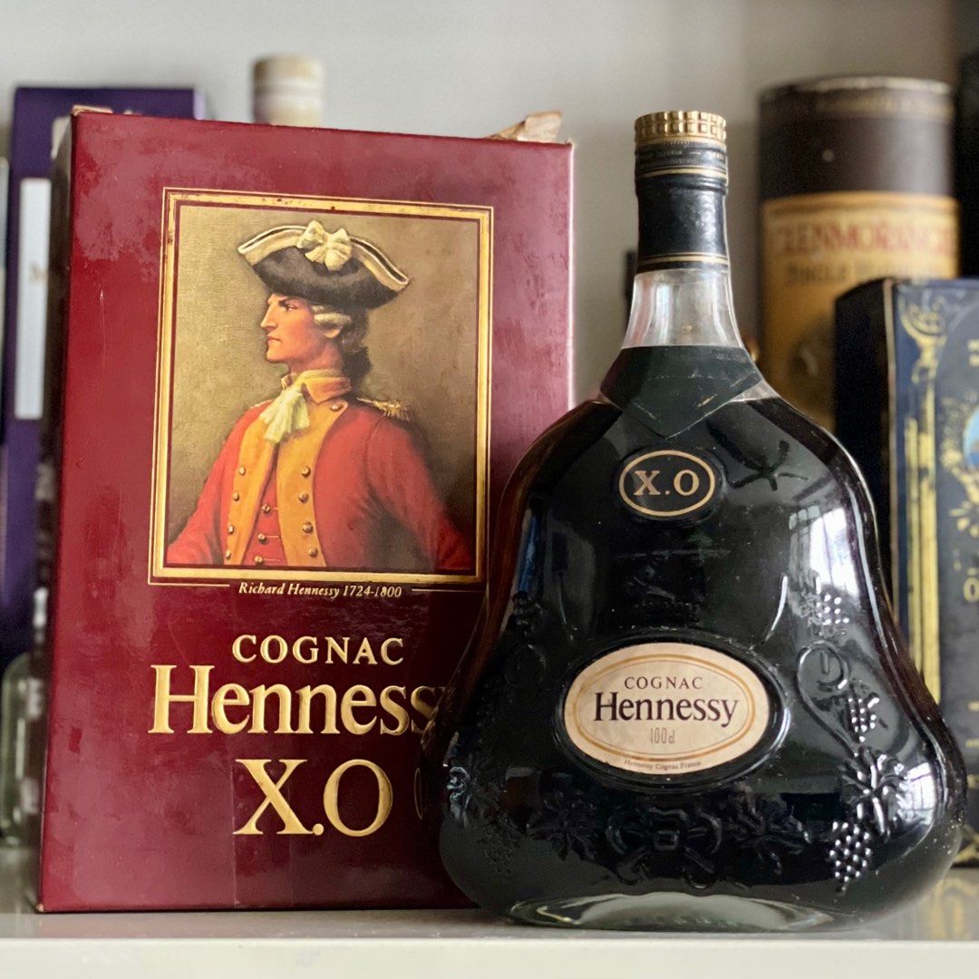 1L Hennessy XO Vintage cognac 1980s white base w box 1000ml, Food & Drinks, Beverages on Carousell