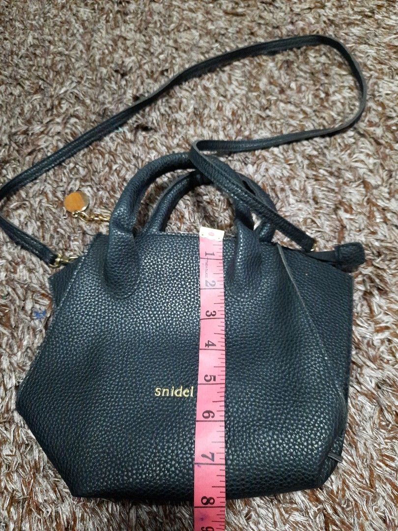 2 way snidel hand bag cross body bag sling, Women's Fashion, Bags & Wallets, Cross-body Bags on ...