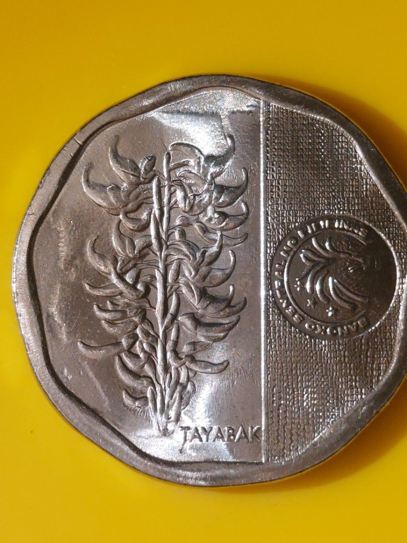 5 peso nonagonal error 2020, Hobbies & Toys, Memorabilia & Collectibles ...