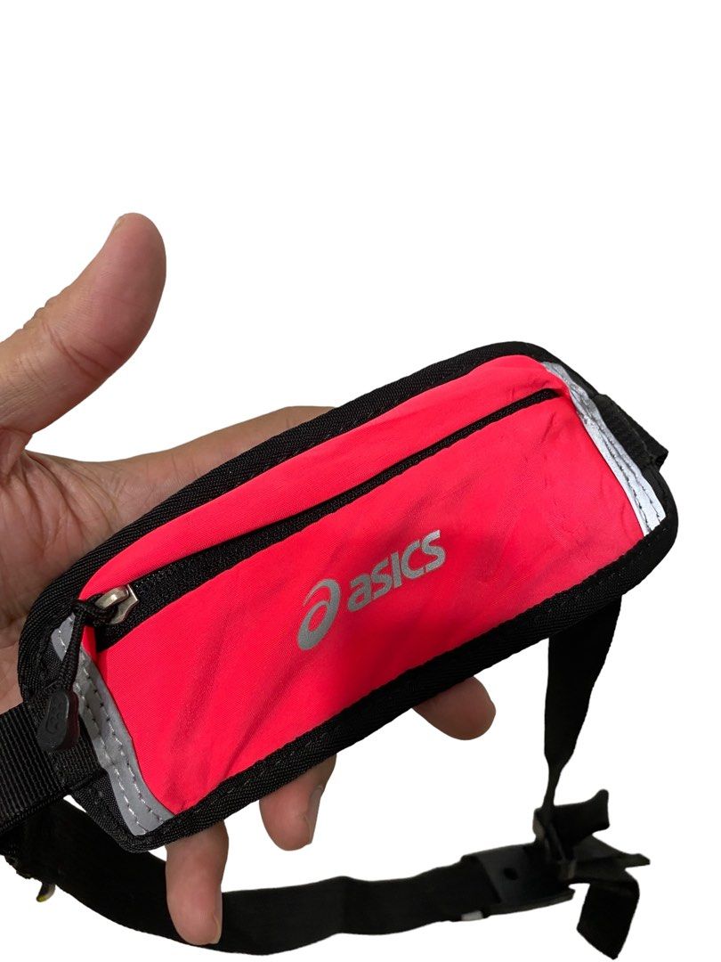 Asics waistpack, Men's Fashion, Bags, Belt bags, Clutches and Pouches ...
