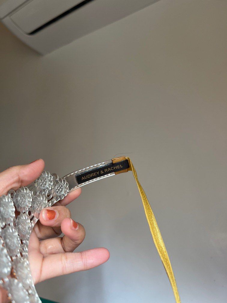 Audrey and Rachel crown, Babies & Kids, Babies & Kids Fashion on Carousell