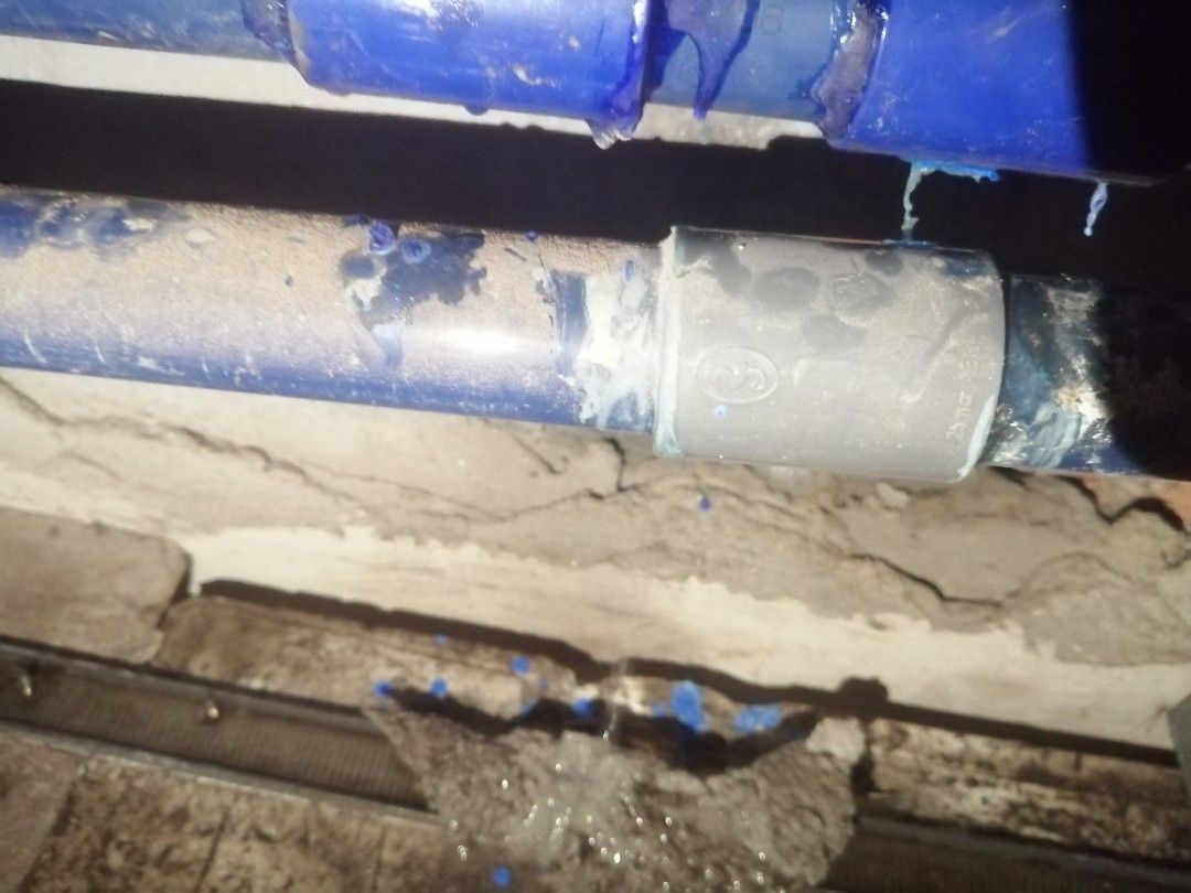 Baiki paip bocor atas siling, Services, Home Services, Home Repairs on ...