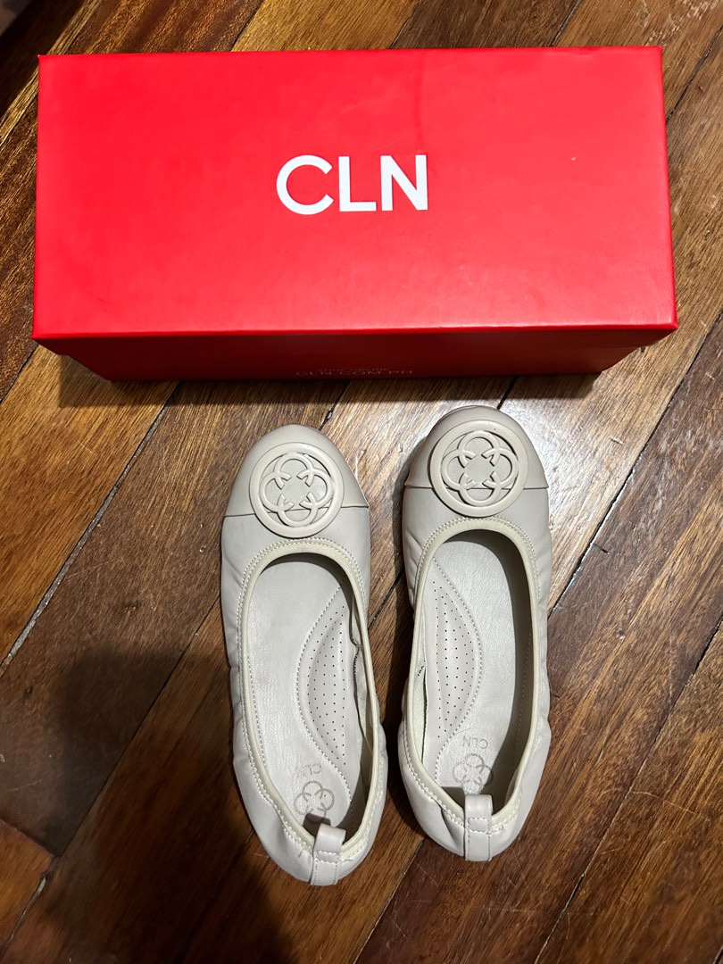 Bone padded ballet flats (CLN), Women's Fashion, Footwear, Flats & Sandals on Carousell