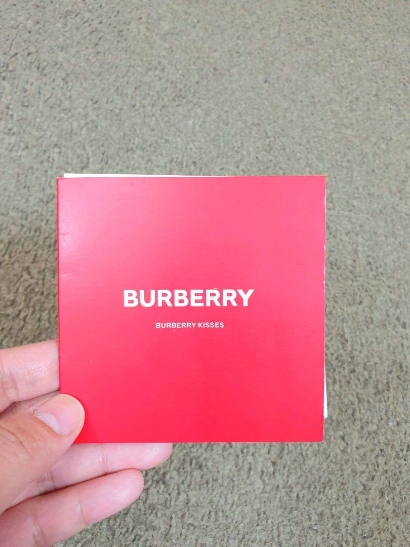 BURBERRY KISSES SAMPLE SET, Beauty & Personal Care, Face, Makeup on ...