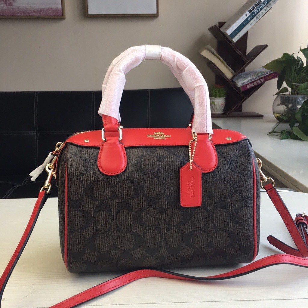 Coach Bennett Satchel in Signature Canvas, Women's Fashion, Bags ...