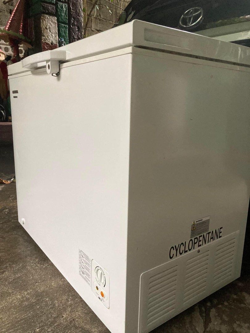 Condura chest freezer inverter, TV & Home Appliances, Kitchen ...