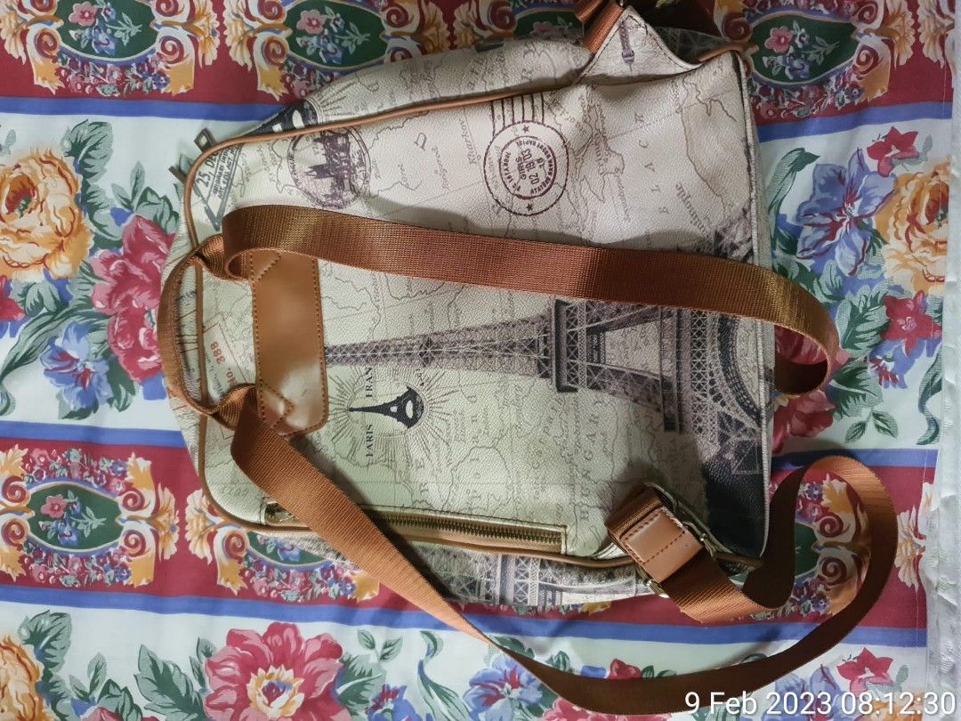 Eiffel Tower Paris backpack Bag, Women's Fashion, Bags & Wallets, Beach ...