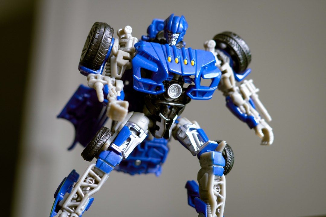 Evac Deluxe Class (USS Transformers), Hobbies & Toys, Toys & Games on ...