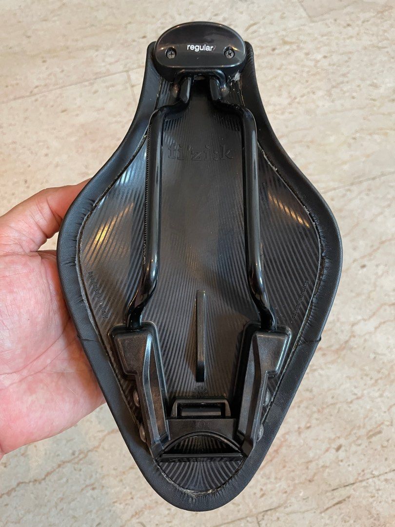 Fizik Mistica triathlon saddle, Sports Equipment, Bicycles & Parts ...