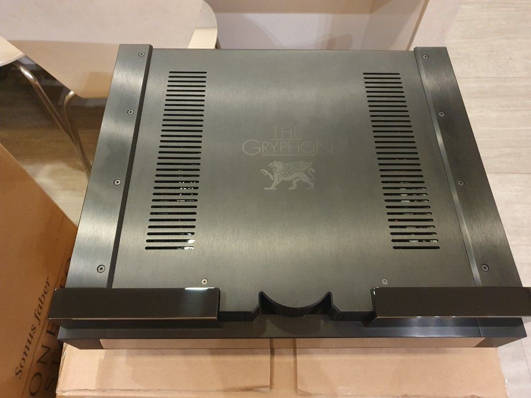 Gryphon Zena preamp, Audio, Soundbars, Speakers & Amplifiers on Carousell