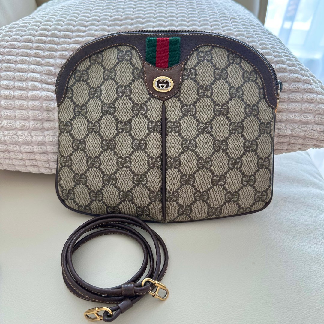 GUCCI (crossbody bag), Luxury, Bags & Wallets on Carousell