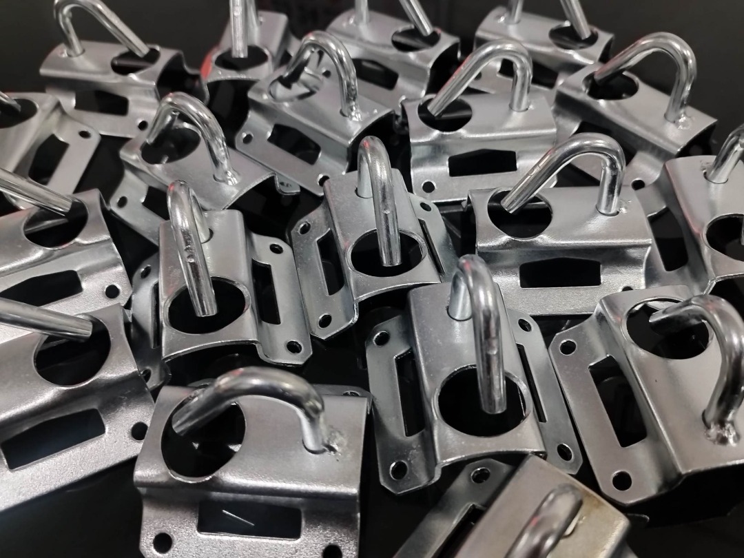 Hoop Fastening Retractor, Computers & Tech, Parts & Accessories ...