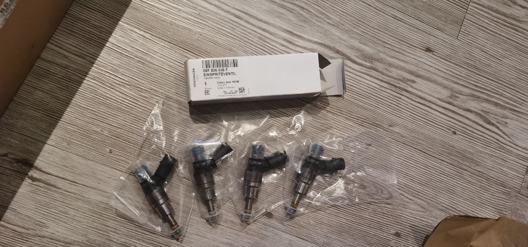 Injector for EA113 fits Audi S3/A3/TTS/MK5 GTI/Golf R, Car Accessories ...