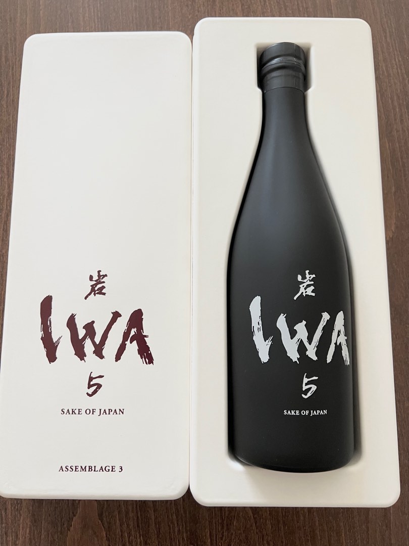 IWA 5 Sake - Assemblage 3, Food & Drinks, Alcoholic Beverages on Carousell