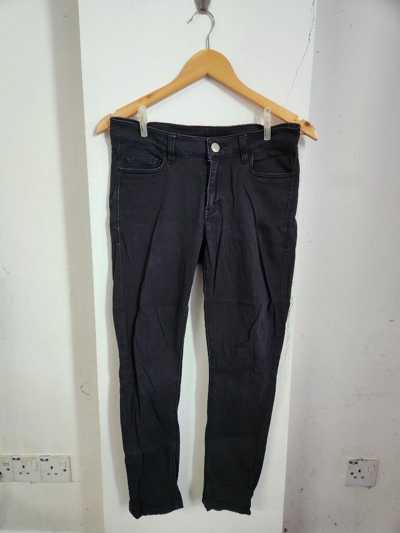 Jeans Hitam, Women's Fashion, Bottoms, Jeans & Leggings on Carousell