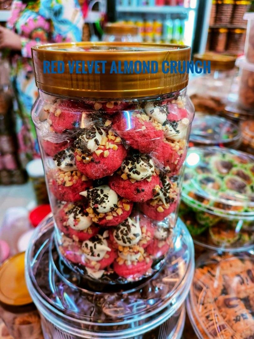 Kuih Raya, Food & Drinks, Homemade Bakes on Carousell