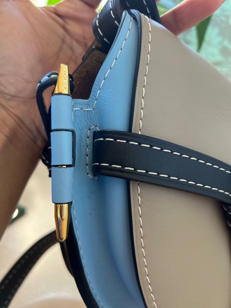 Loewe, 女裝, 手袋及銀包, 多用途袋 - Carousell
